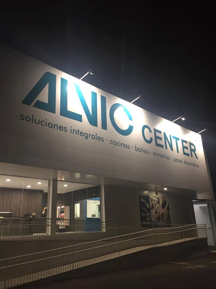 Alvic Center Granada inaugura una nueva tienda de cocinas