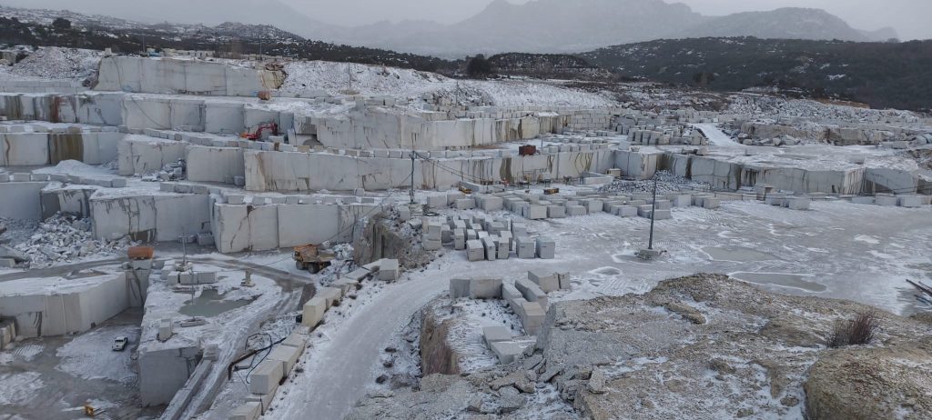 El temporal afecta a la actividad de varias canteras de piedra en ...
