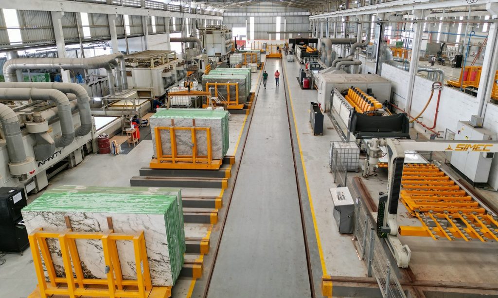 Zucchi Luxury Stones celebra una década de colaboración con Simec ...