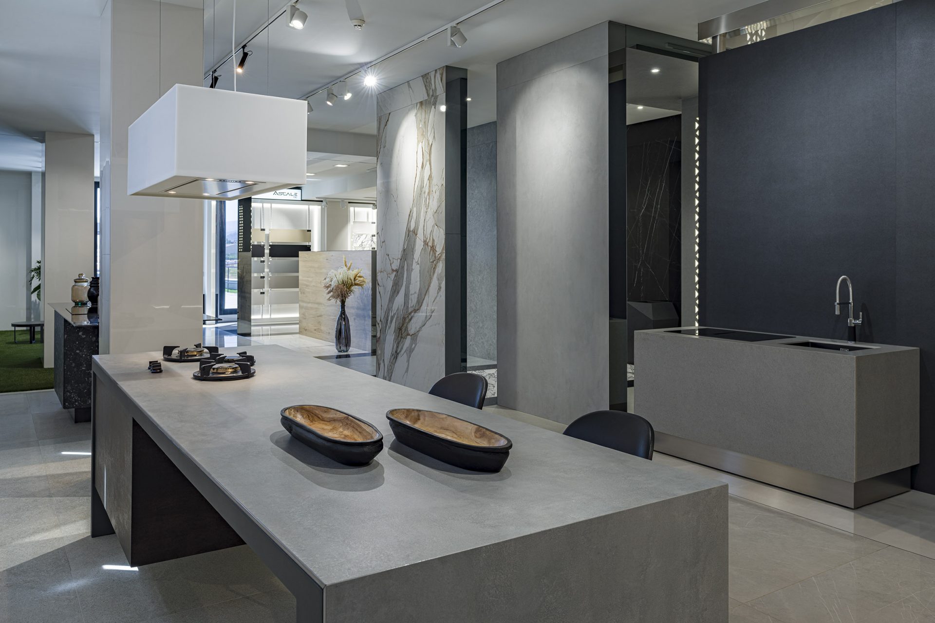 La piedra sinterizada de Ascale, en las 160 tiendas de cocina asociadas de Inko - Focus Piedra ...